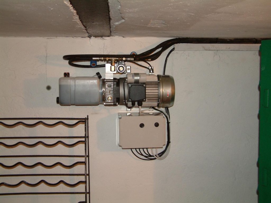 cellar doors-hyd - Sharp & Tappin